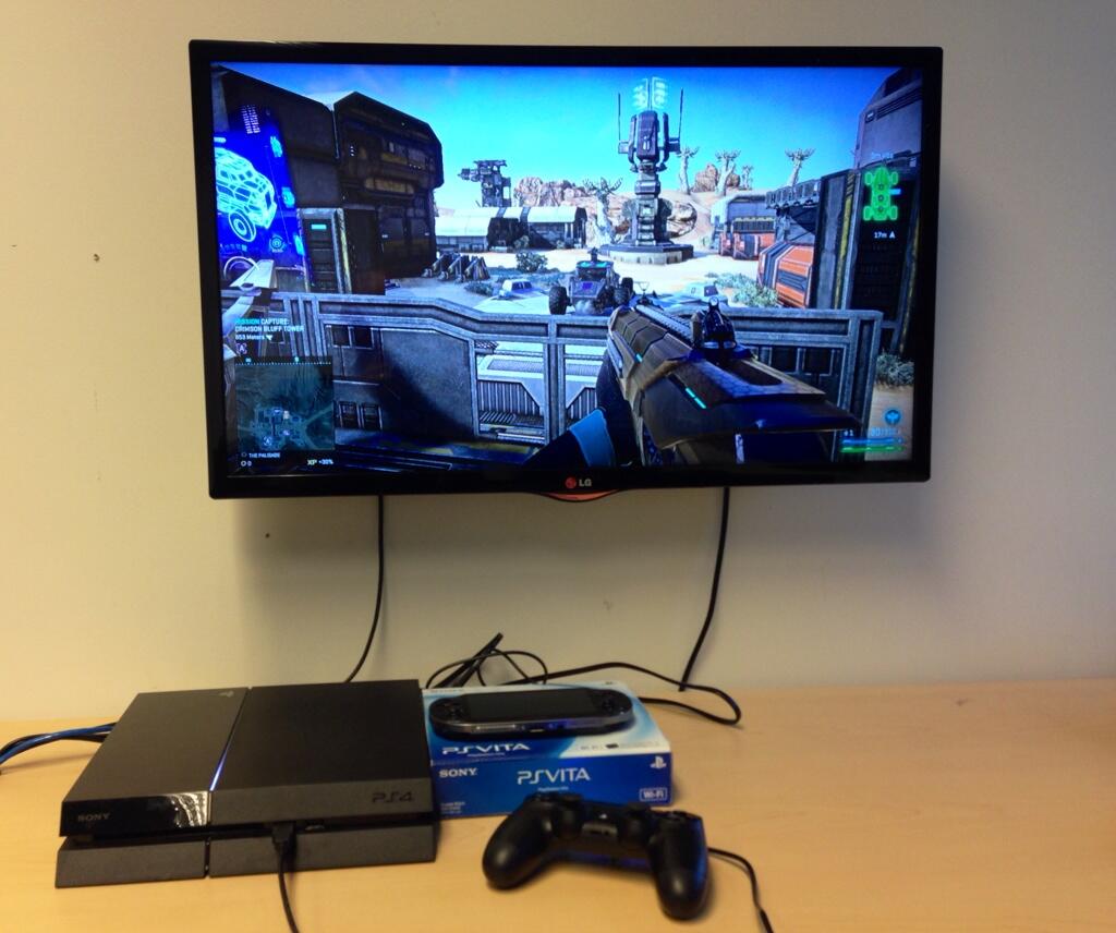 First off-screen photo of PlanetSide 2 on PlayStation 4 - Gematsu