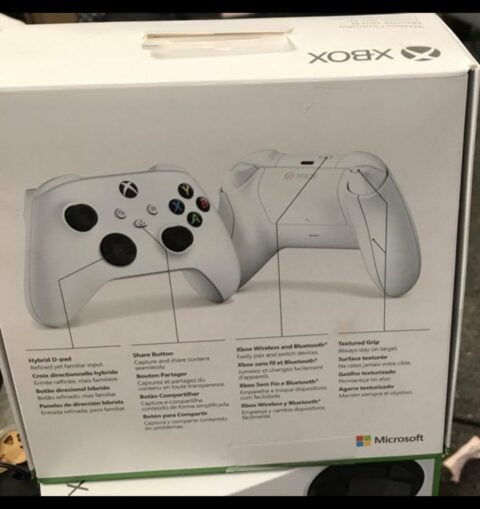 Next-generation Xbox controller packaging mentions Xbox Series S ...